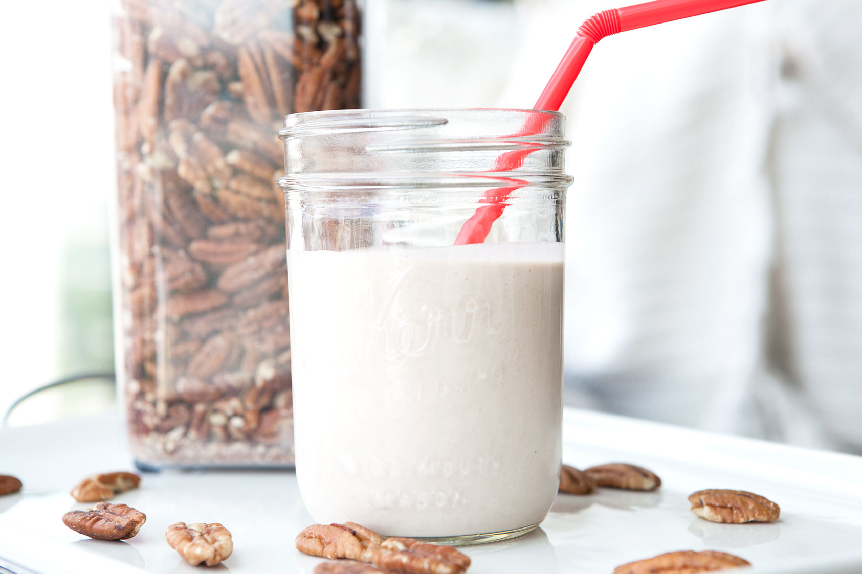 How To Make Homemade Pecan Milk - a dairy free recipe!